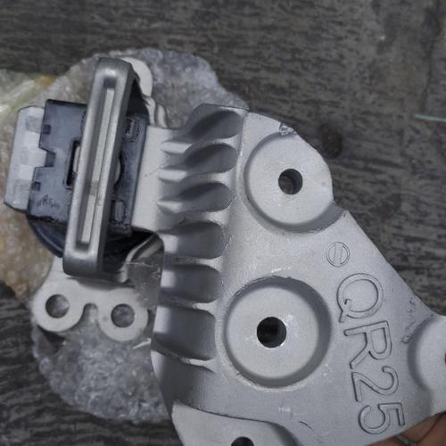 Jual engine mounting kanan Nissan all new X-Trail T32 2.5cc 11210-4BA0A ...