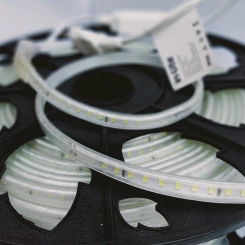 Jual LAMPU LED STRIP AC 220V IP65 9W/M 120S INFS 286 - INLITE - 65K ...