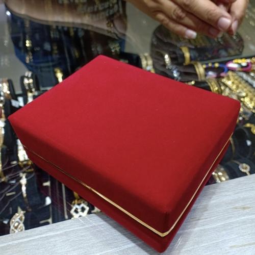 Jual BOX KOTAK KADO BELUDRU TEMPAT PERHIASAN LM EMAS BATANGAN LOGAM ...