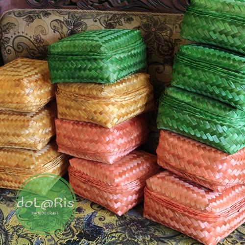 Jual Besek Bambu Warna 20x20 cm Murah Berkualitas - Biru - Kab ...