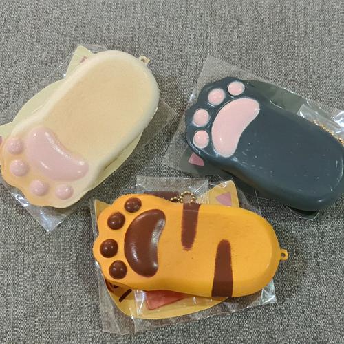 Jual Cat hand squishy by cafe sakura - Kab. Tangerang - Puffypuff ...