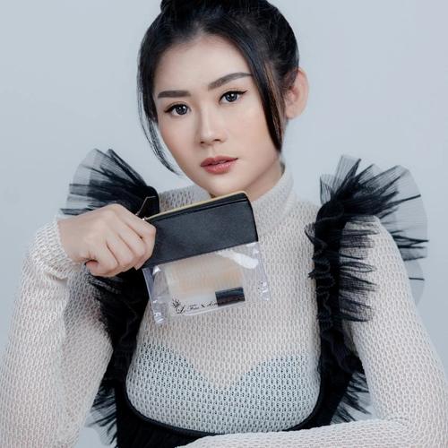 Jual Eyelid Tape Le Falia x Diana Halim Stardust Collection - A. POUCH ...