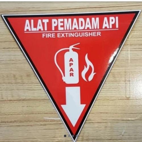 Jual stiker segi tiga apar 20x20cm sign rambu k3 - Jakarta Utara - SGG ...