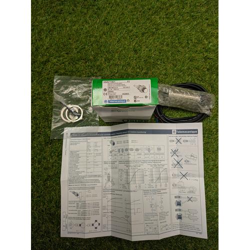 Jual Schneider Telemecanique Proximity XSAV11801 XSAV 11801 - Kab ...