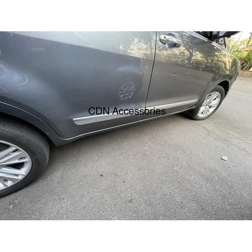 Jual Side Body Moulding Lis Pintu Samping Toyota Innova Reborn ...