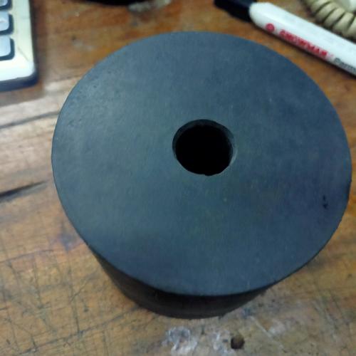 Jual Karet Mounting ukuran 80 x 50 x 12mm | rubber mounting engine ...