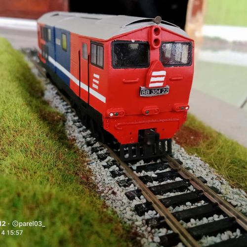 Jual Lokomotif BB304 Miniatur kereta api bb304 HO 87 - Kab. Bogor ...