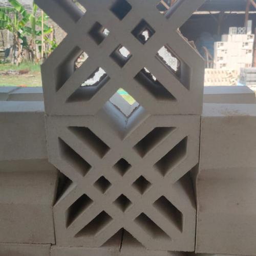 Jual loster/roster modern/ beton/ minimalis/ Lobang angin putih silang ...