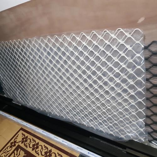 Jual Tralis Expanda Aluminium lebar 90 cm - Putih Tulang - Kota ...