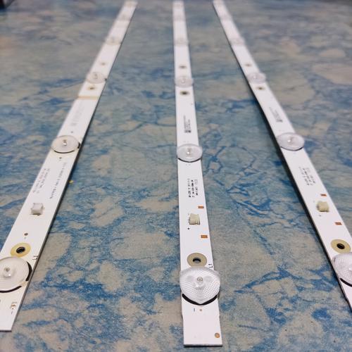 Jual Lampu LED Backlight TV Akari 32 Inch Original 6v /36v - Kab ...