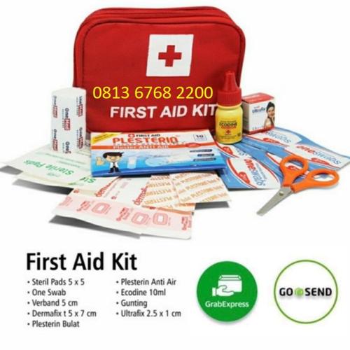 Jual kotak P3K First Aid Kit OneMed Tas P3K + isi lengkap / pouch p3k ...