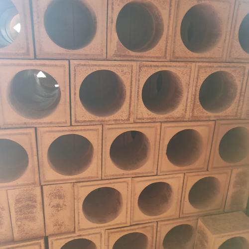 Jual loster/ roster/ modern/ minimalis/ Lobang angin merah lingkaran ...