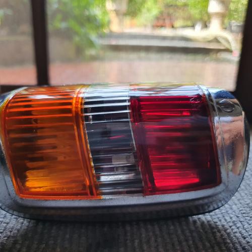 Jual Lampu Stop ORIGINAL [MERCY PONTON 180 1956] - Jakarta Selatan ...