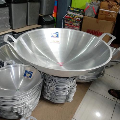 Jual Wajan diameter 72-65-62 cm type 30-28-26 Berlian Jumbo Besi Cor ...