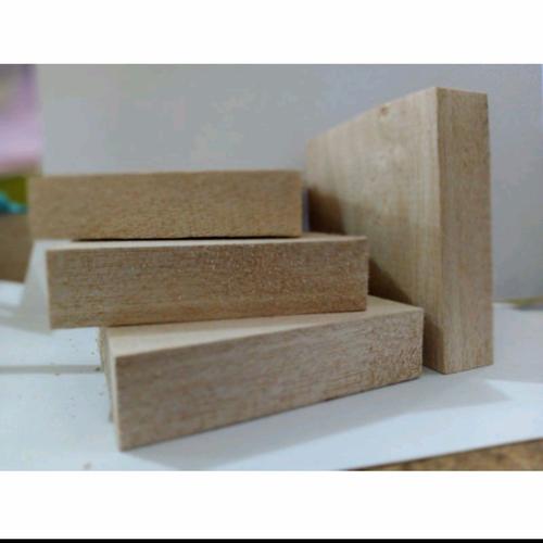 Jual Kayu Balsa 20mm x 10cm x 10cm kayu maket / kerajinan Prakarya ...