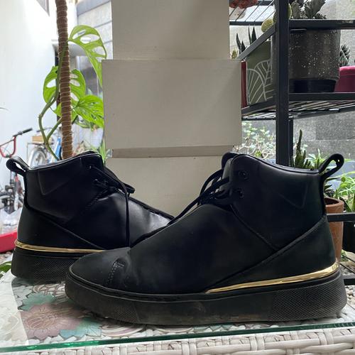Jual Sepatu zara boots pria - Kab. Bandung Barat - Secondshopbandung ...