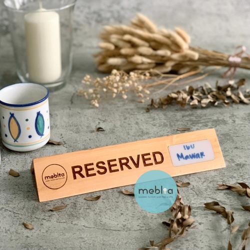 Jual Aruna Wooden Reserved Sign Board dari Kayu Papan Meja Reservasi ...
