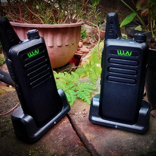 Jual HT sepasang uhf frekuensi tembus dinding dan hutan tactical ...