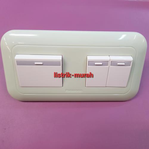 Jual Panasonic Saklar Tripel 3 gang WEJ78049TG Hijau WEJ5531 (2 ...