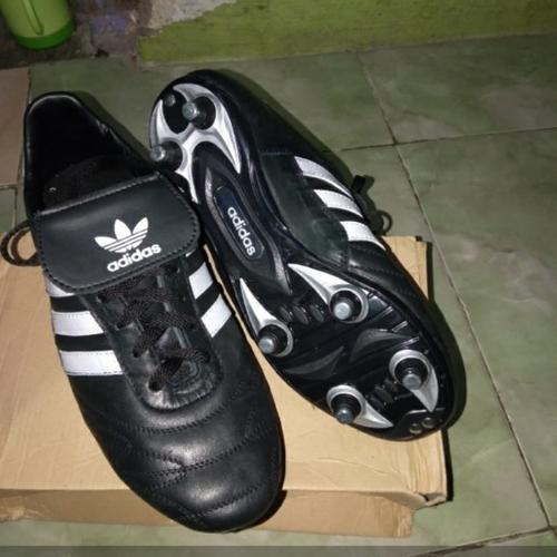 Jual sepatu sepak bola pul 6 besi full kulit asli - Hitam, 38 - Kota ...