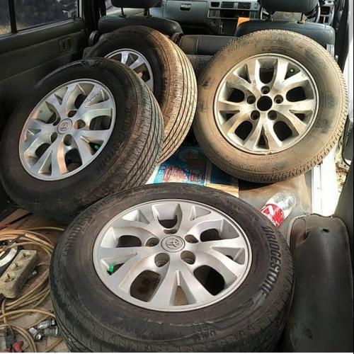 Jual velg innova Original R15 type V - Kota Bandung - giantstore ...