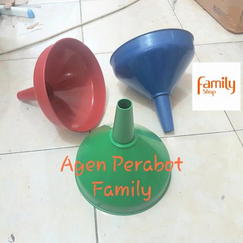 Jual Corong Air Besar / Corong Minyak Bensin L / Corong Dapur Plastik ...