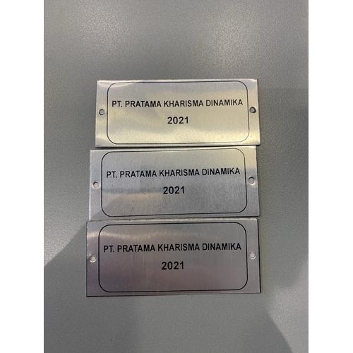 Jual LABEL NAMA BRAND MERK TULISAN TIMBUL PLAT BESI ALUMINIUM CUSTOM ...