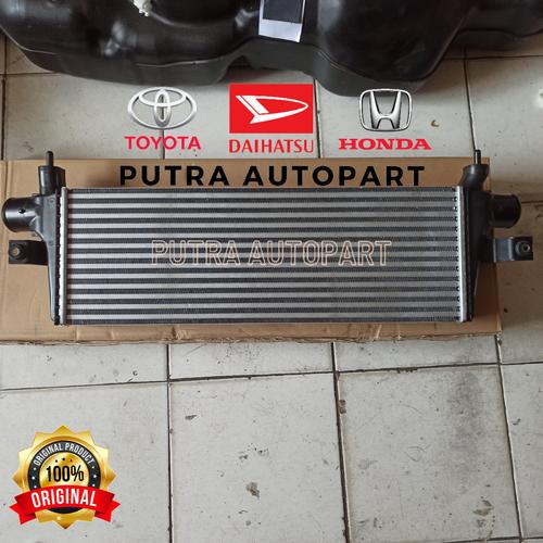 Jual intercooler innova Reborn fortuner vrz hilux revo original ...