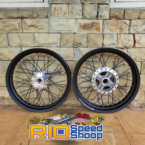 Jual VELG JARI JARI TAPAK LEBAR CB150R NEW DAN CB150R OLD RING 17 250 ...