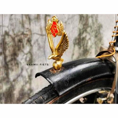 Jual Maskot slebor Garuda sepeda onthel - Garuda Polos - Kab ...