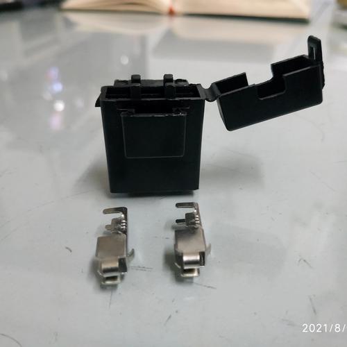 Jual FUSE BOX SEKRING TANCAP BESAR KOSONG + 2 TERMINAL JEPIT - Jakarta ...