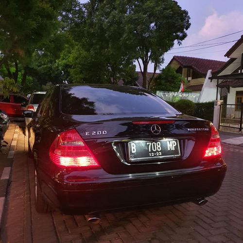 Jual Philips LED Mercedes-Benz W211 - Kota Bandung - SPOTLIGHT Bandung ...