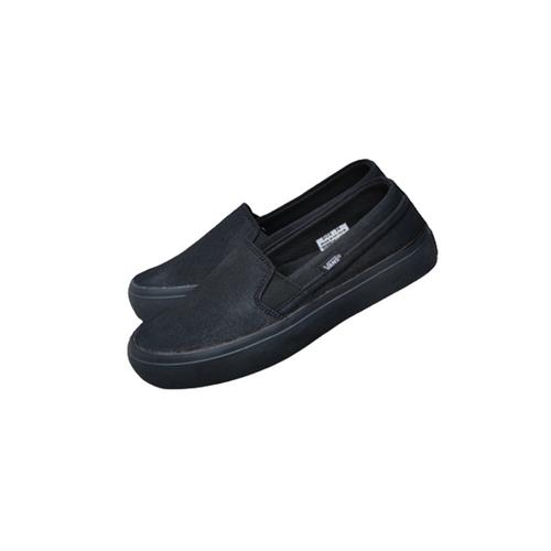 Jual SEPATU SLIP ON CASUAL PRIA DAN WANITA HITAM HITAM_017 - HITAM ...
