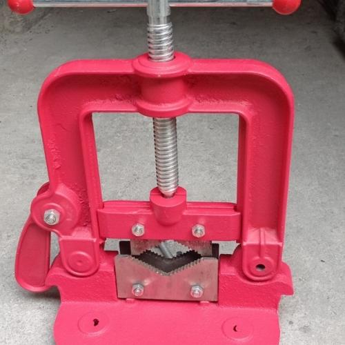 Jual (AJT) Alat Penjepit Pipa Catok Pipa Tanggem no.1 size 2 inch ...