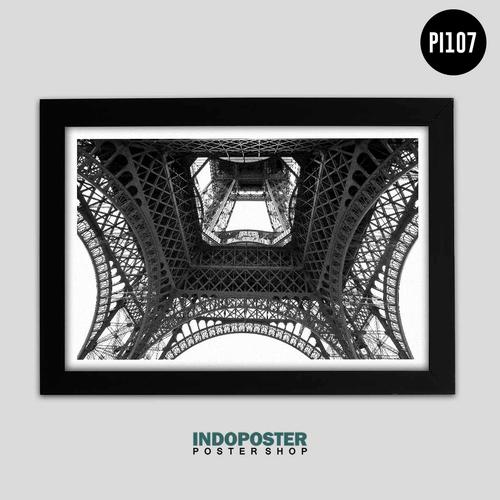 Jual Poster Menara Eiffel Tower Paris Bottom View Monochrome - Kab ...