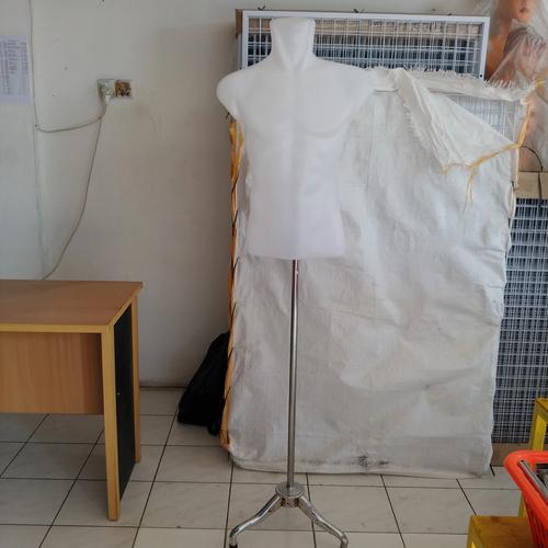 Jual manekin cowok setengah badan - Kota Bekasi - permata hanger bekasi ...