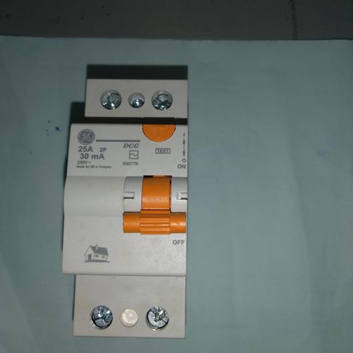 Jual RCCB 2P 25A 30 mA 230v GE - Jakarta Pusat - listrikpanelc17 ...