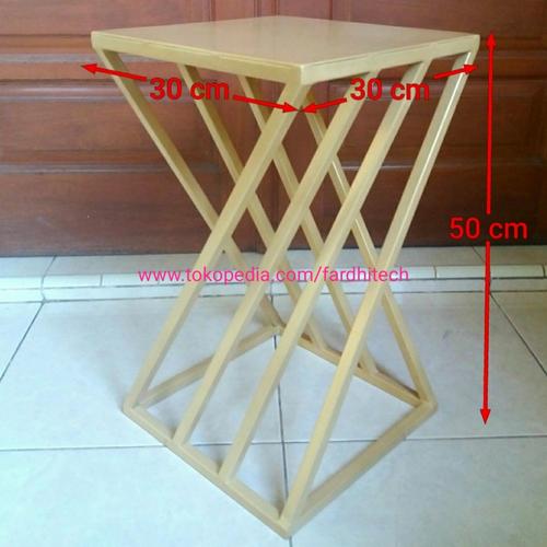 Jual Twister Standing Planter, Meja Tatakan Pot, Meja Dekorasi - Antik ...