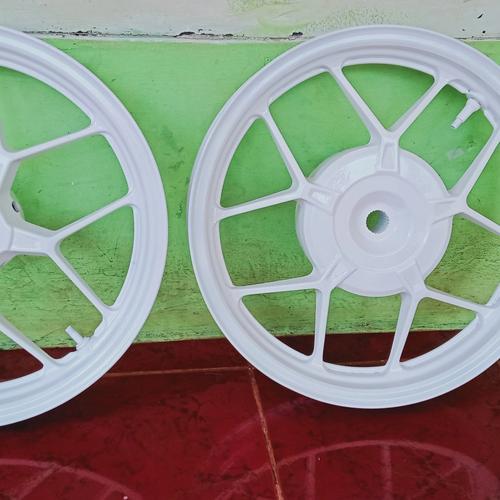 Jual velg racing vario 125/150 Original repaint putih - Kab. Bogor ...