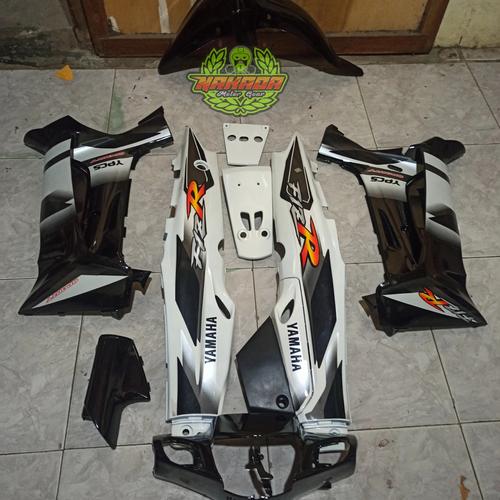 Jual paket Hemat body set halus Fiz R edisi sporty 2002 hitam putih ...