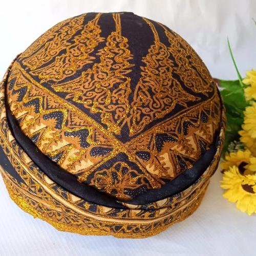 Jual Blangkon Pria Adat Solo Prada Halus Topi Tradisional Jawa - 55 ...