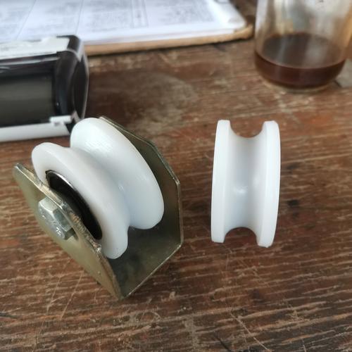 Jual roda pagar nilon uk 6cm pintu dorong besi bearing laher baru - Rel ...