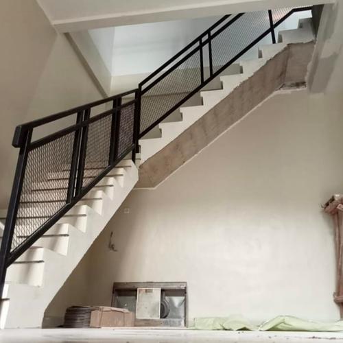 Jual railing tangga besi minimalis - Kota Bekasi - Radit Decor | Tokopedia