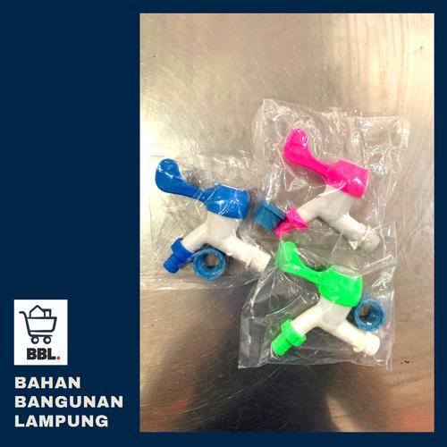 Jual Kran Keran air plastik pvc 1/2" inch model engkel engkol keran ...