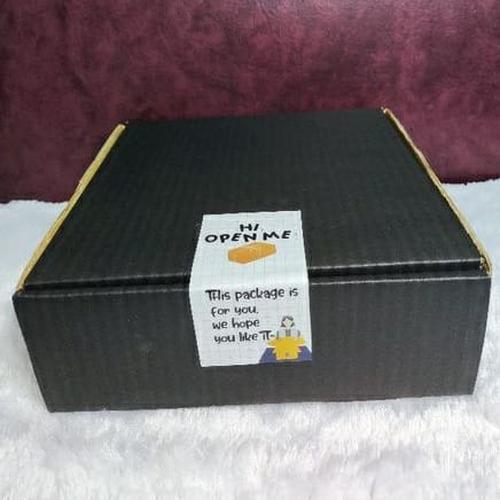 Jual Box Hampers / Box Warna Kardus Ukuran 20 x 20 x 7 cm + segel box ...