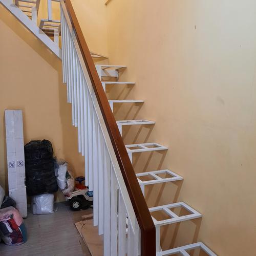 Jual cover hand rail / railing / pegangan kayu tangga kamper samarinda ...