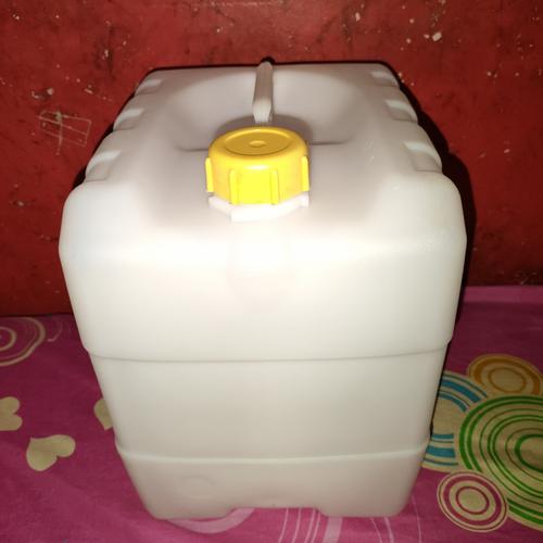 Jual jerigen 18 liter bekas putih bersih - Kota Tangerang - Ratu028 ...