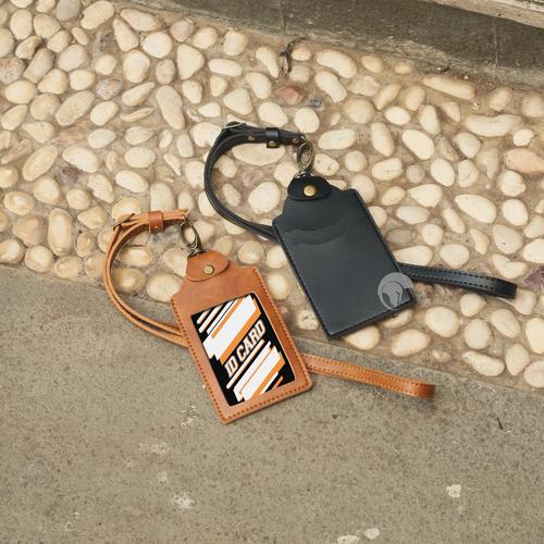 Jual Name Tag Quick ID Card Pria Dan Wanita Souvenir Kantor Sekolah ...