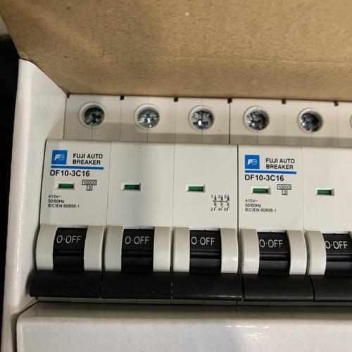 Jual MCB FUJI 3POLE 10KA DF10 3pole 6,10,16,20,25,32,40 Ampere Fuji SNI ...