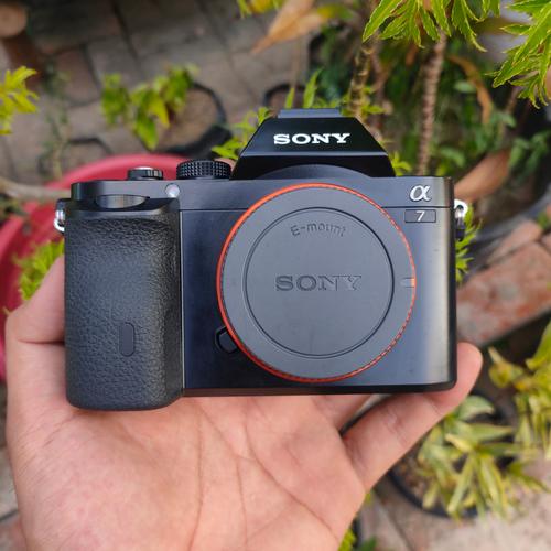 Jual SONY A7 BO CLASSIC FULLSET SC 5RB SONY A7 BODYONLY MURAH - Kab ...